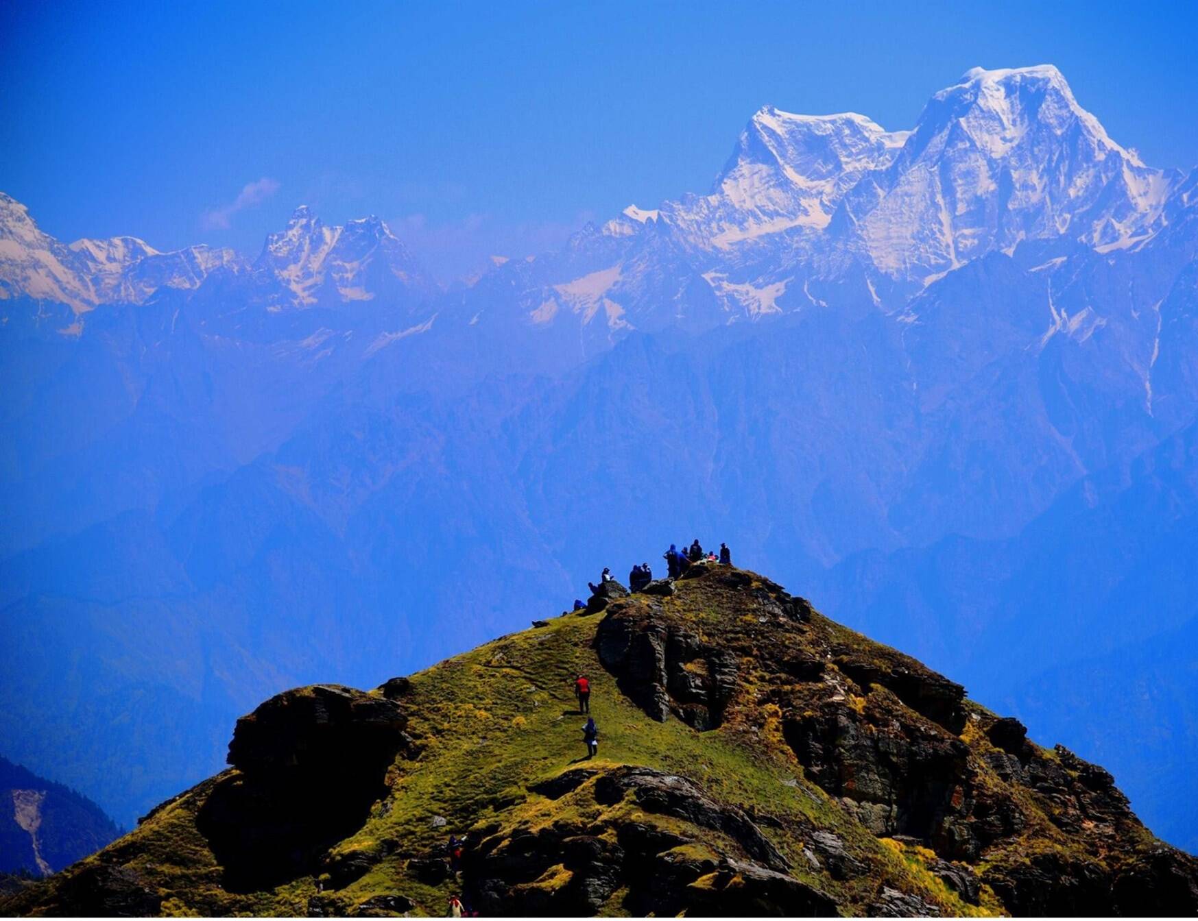 What Are The Big Mountains You See On The Kuari Pass Trek?