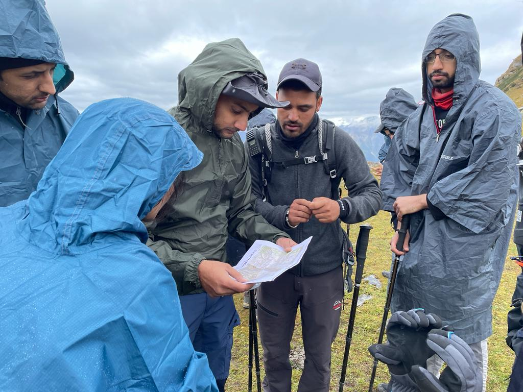 Navigation Techniques for Trekkers