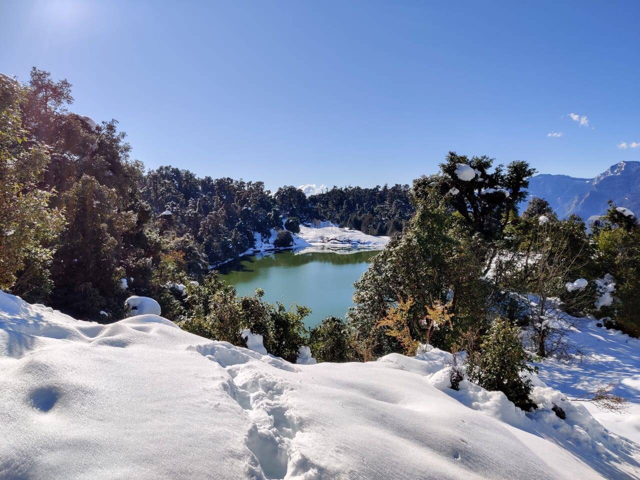 Winter on Deoriatal Chandrashila Trek: A Photostory