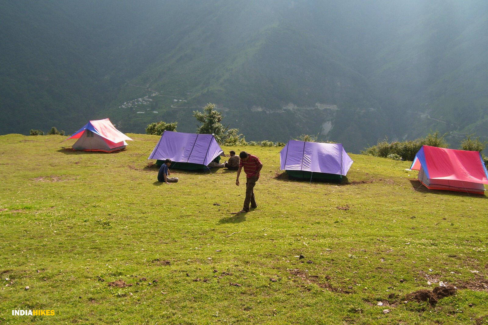 16 Photos of the Ali Bedni Bugyal Trek that will Make You Weak in the Knees