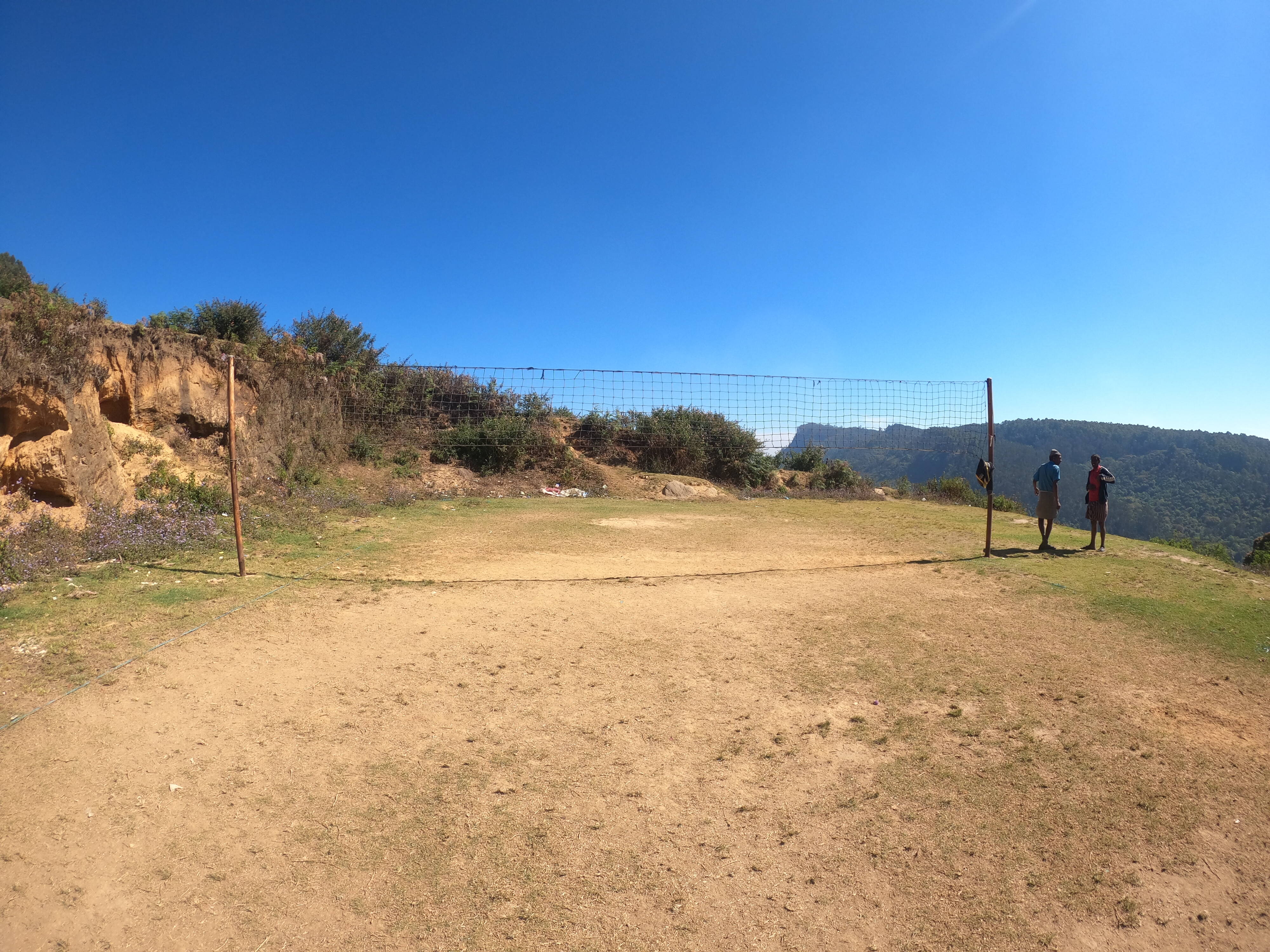 Thoothor Waterfall- Trek to a Hidden Gem near Kodaikanal
