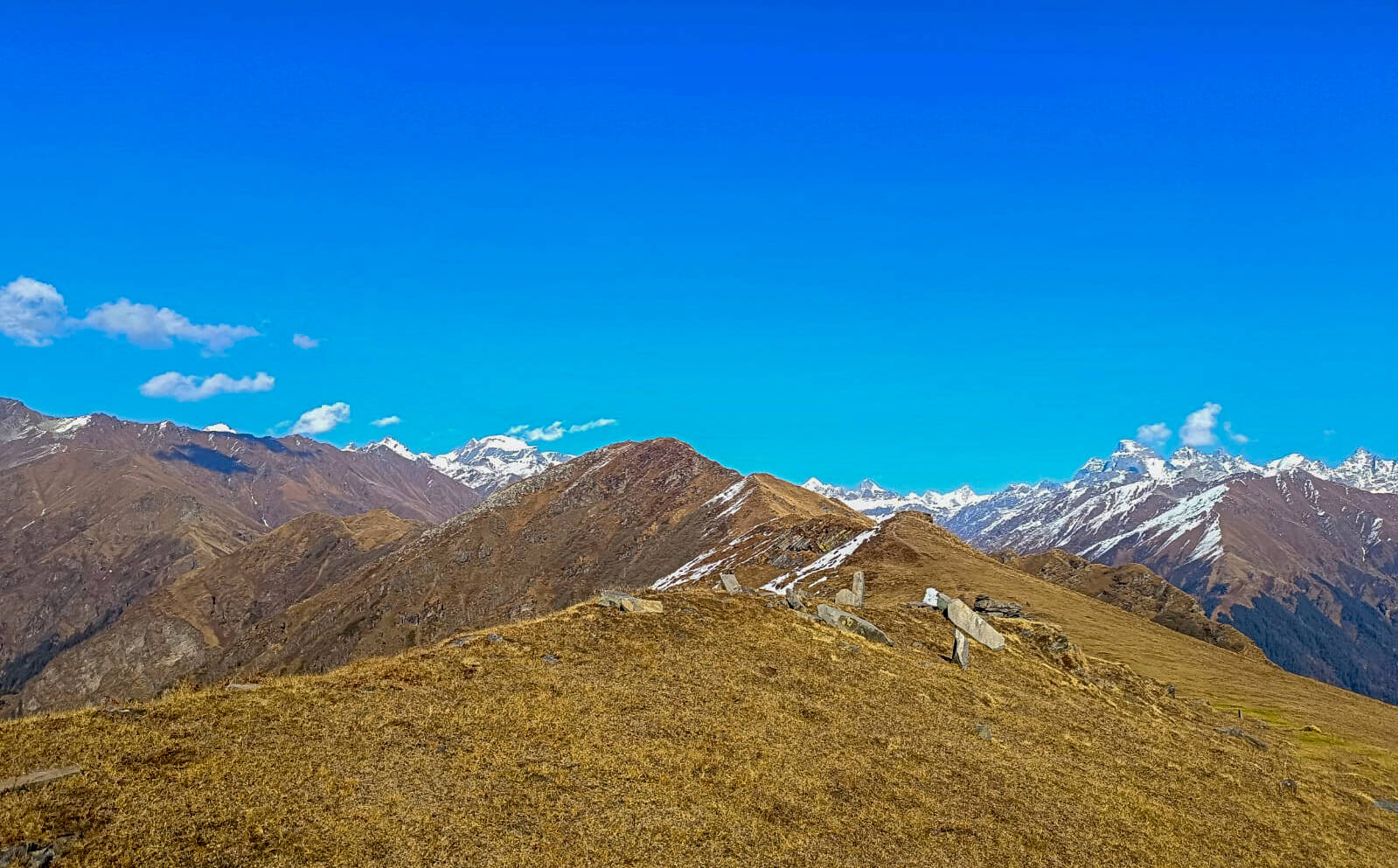 Choose Chandrakhani Pass over Hampta Pass